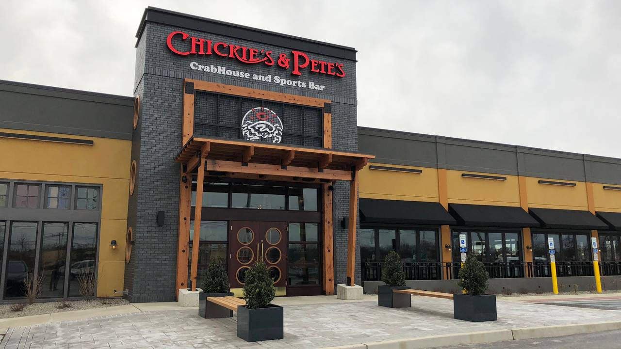 Chickie's & Pete's Menu With Prices [Updated March 2023] - TheFoodXP ...
